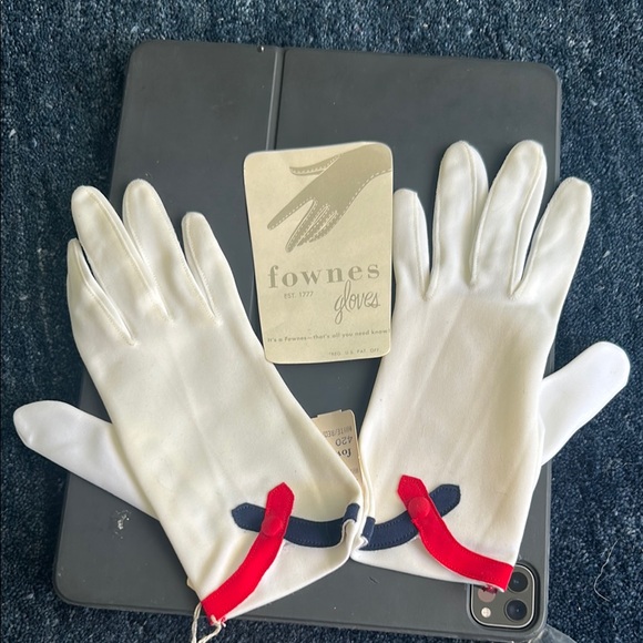 Fownes | Accessories | Vintage Fownes White Gloves With Red And Blue ...